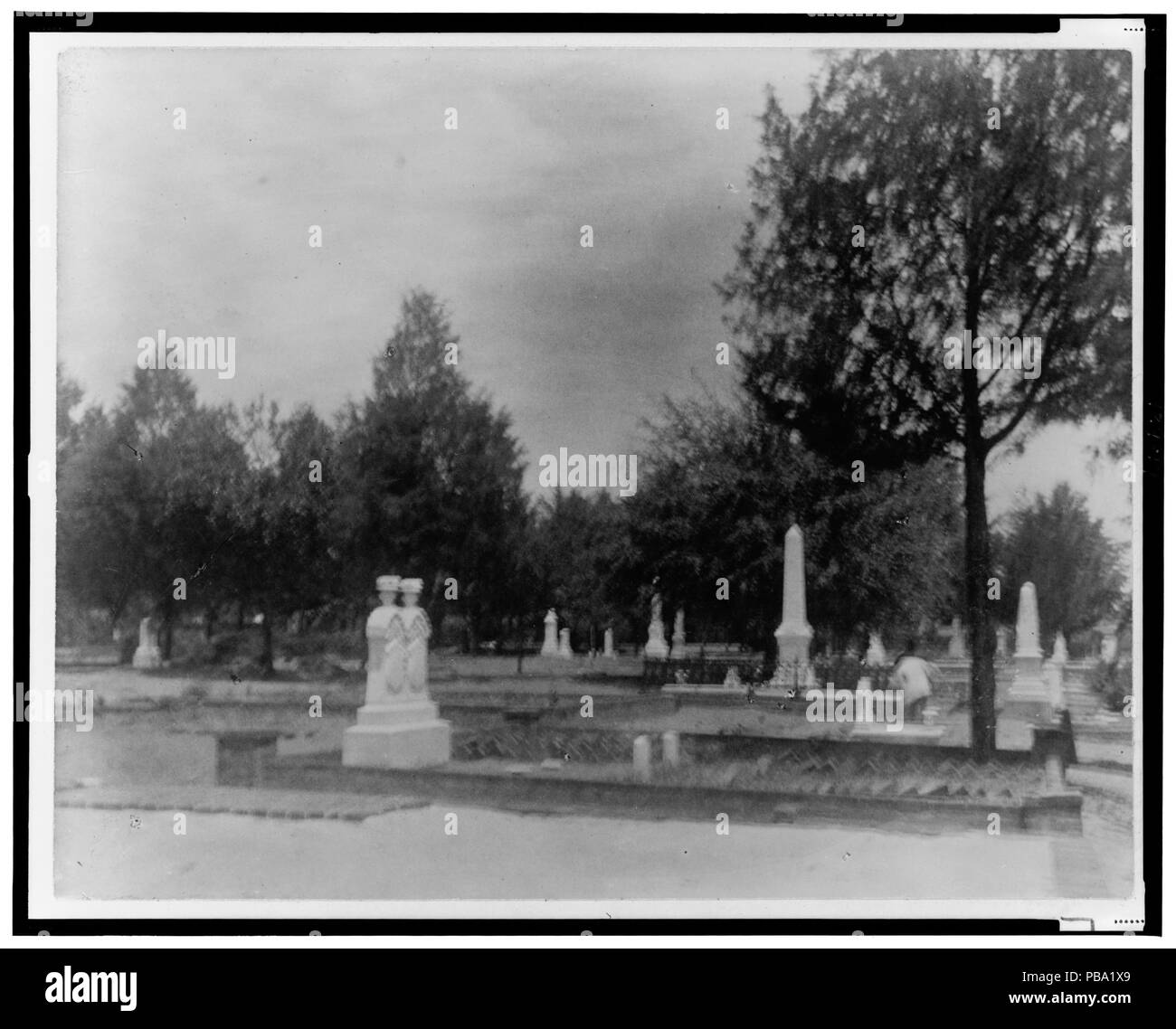 United states cemetery Black and White Stock Photos & Images - Alamy