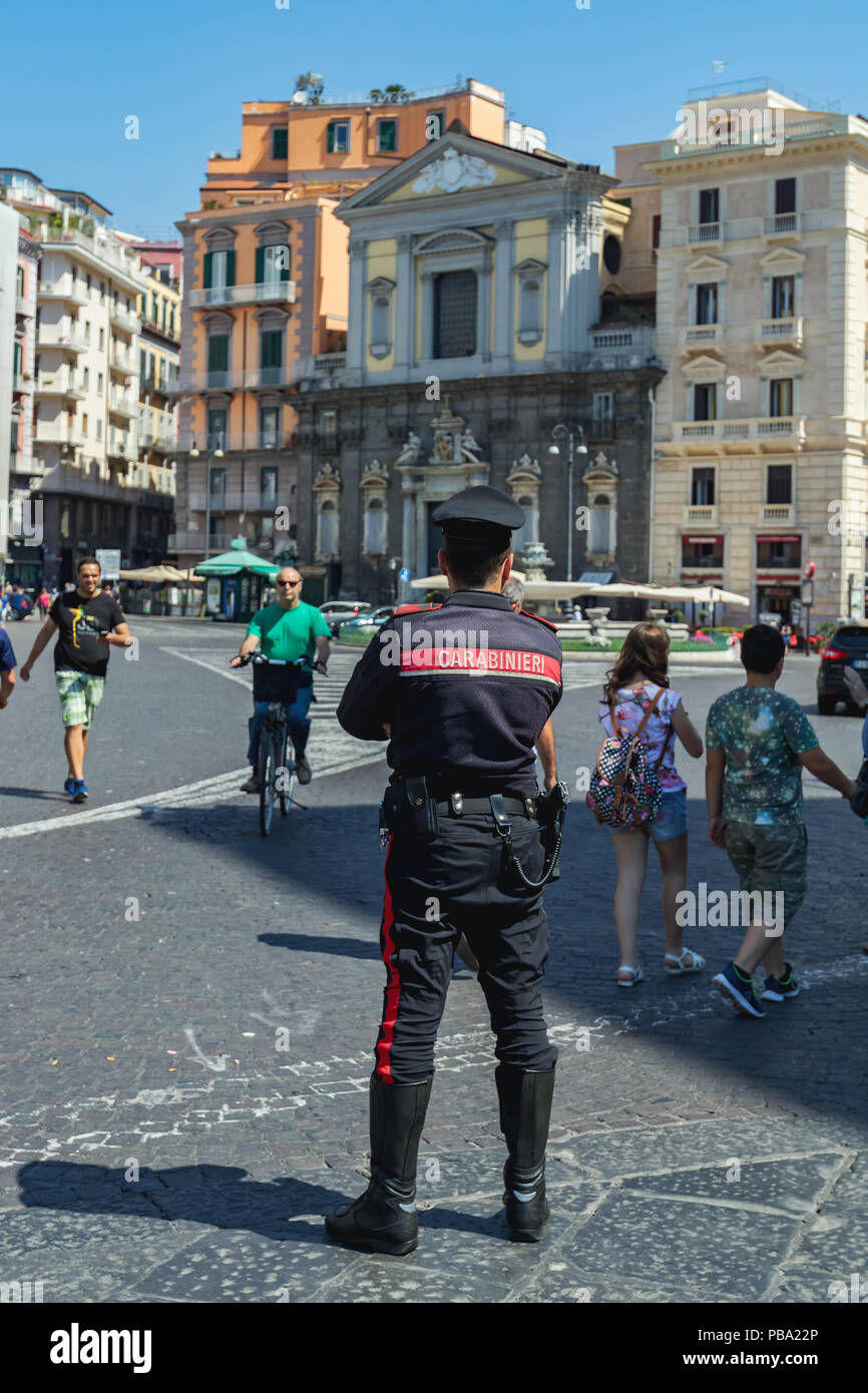 Carabinieri police car italy hi-res stock photography and images - Alamy