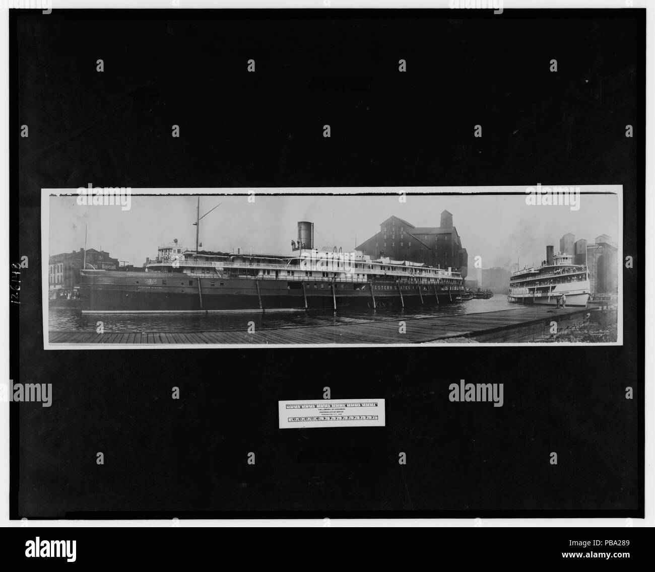 New york city port 1900s hi-res stock photography and images - Alamy