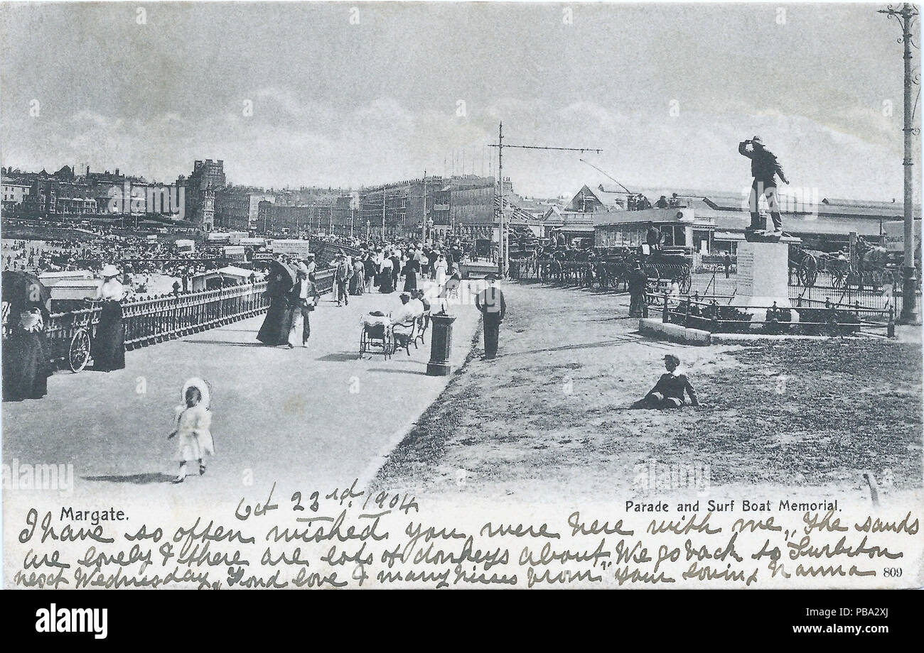 997 Margate parade 1904 Stock Photo - Alamy