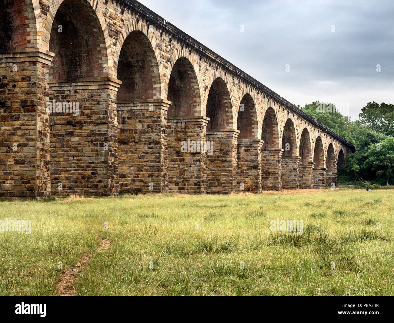 Victorian railway bridge design hi-res stock photography and images - Alamy