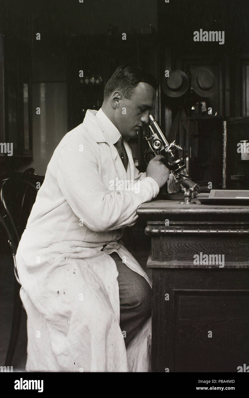 Early 1900s laboratory with microscopes hi-res stock photography and ...