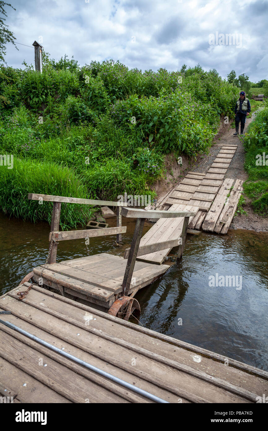 The Hampton Loade Reaction Ferry jetty on the banks of the River Severn ...
