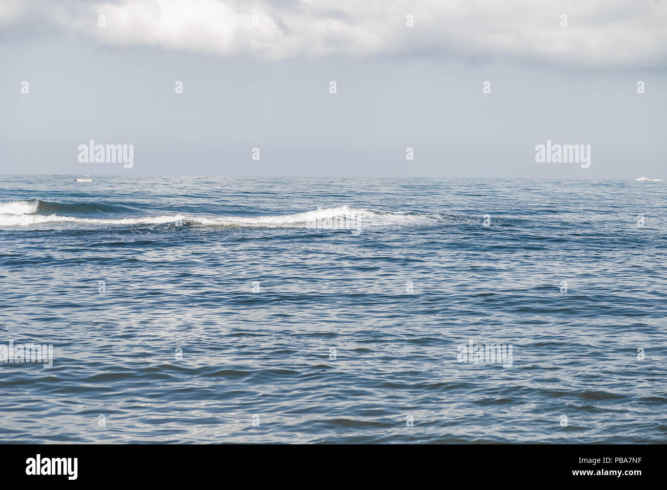 Beautiful view calm waves hi-res stock photography and images - Alamy