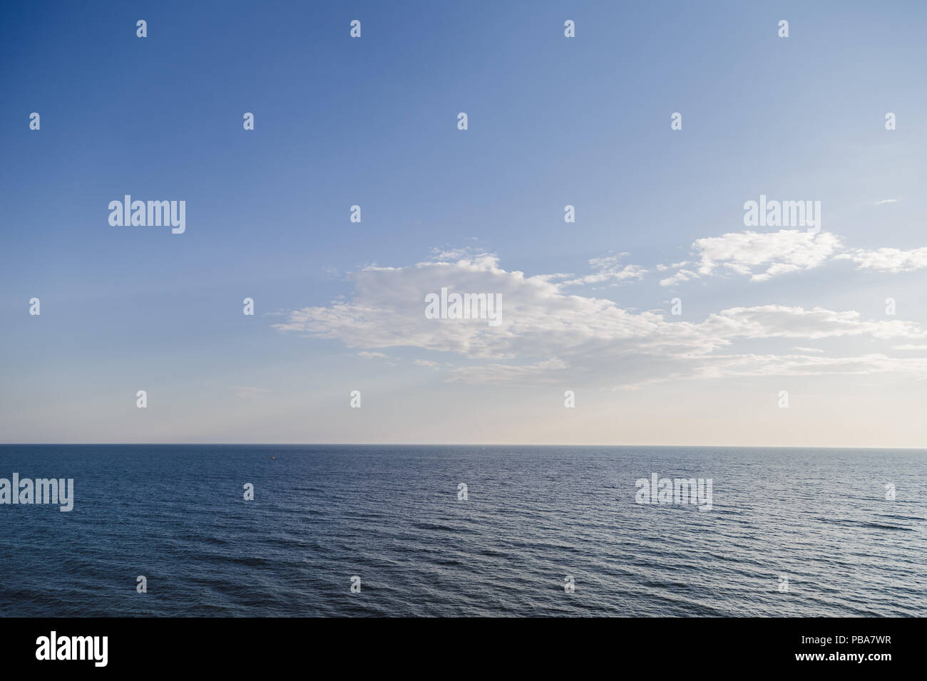 View of the sea, waves and calm wind Stock Photo - Alamy