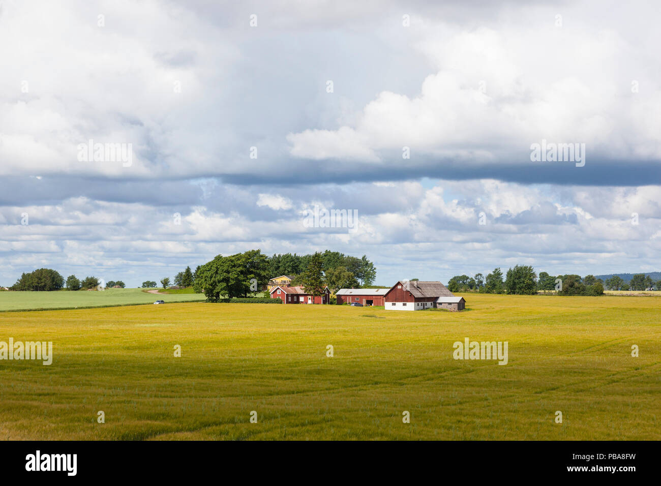 Farm scene in landscape hi-res stock photography and images - Alamy