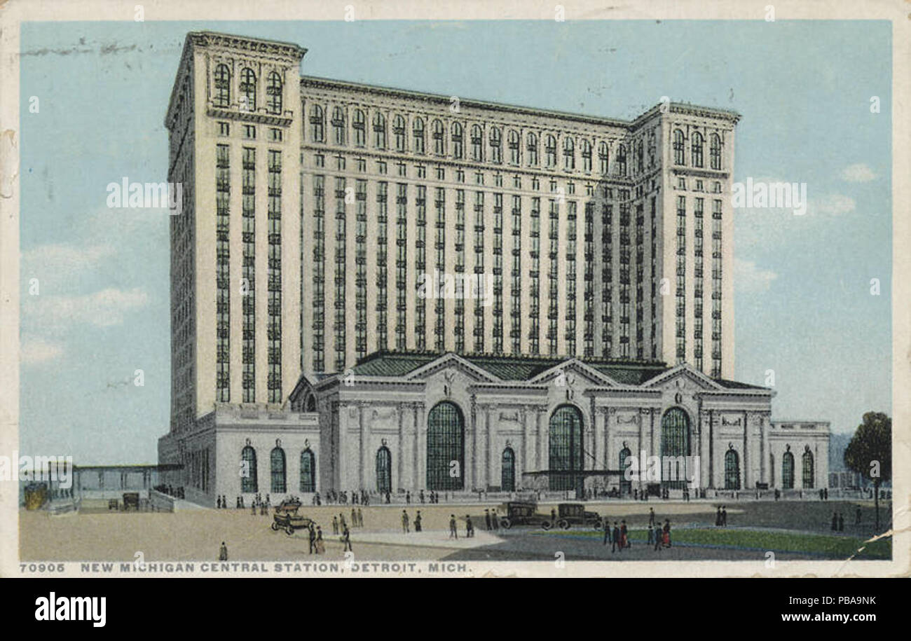 Detroit michigan central station hi-res stock photography and images ...