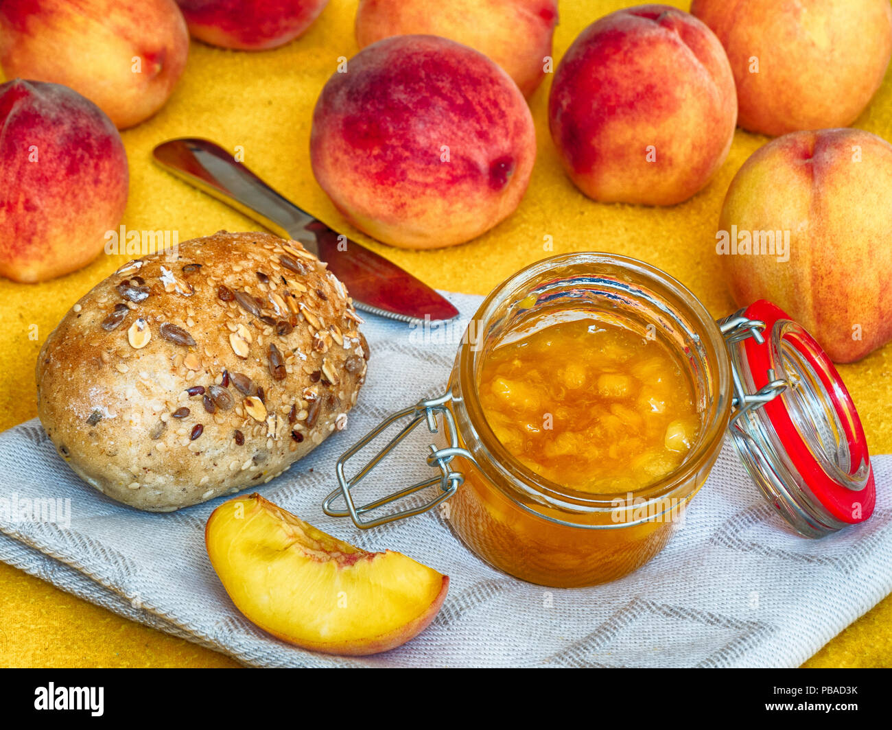Peach jam jar hi-res stock photography and images - Alamy