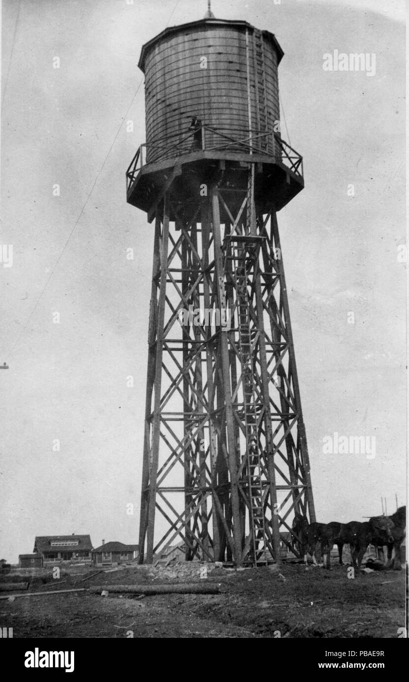 1097 Newdale ID Water Tower Stock Photo - Alamy