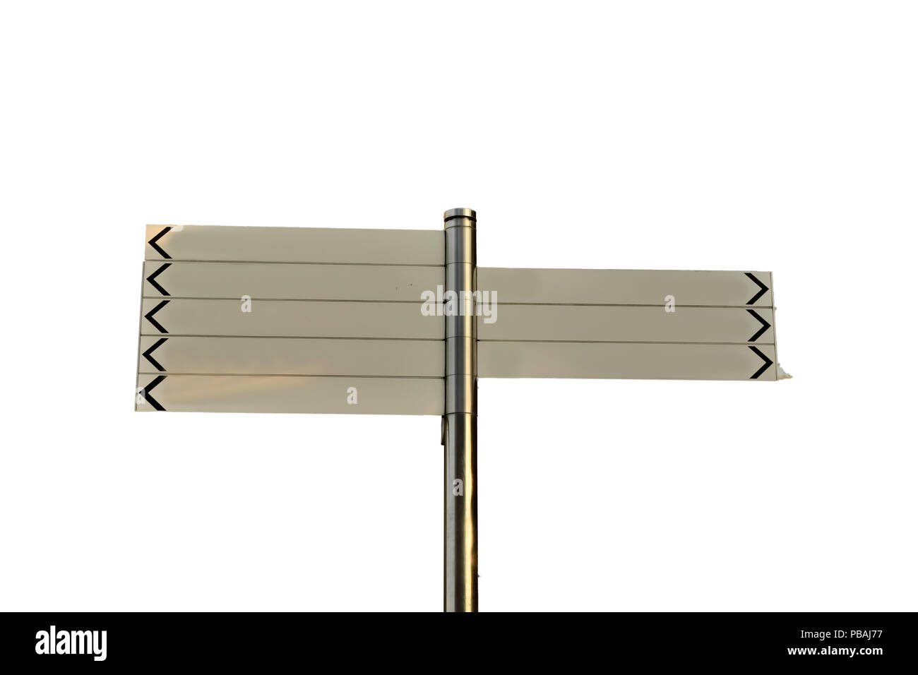 Isolated blank direction signpost on white background Stock Photo - Alamy