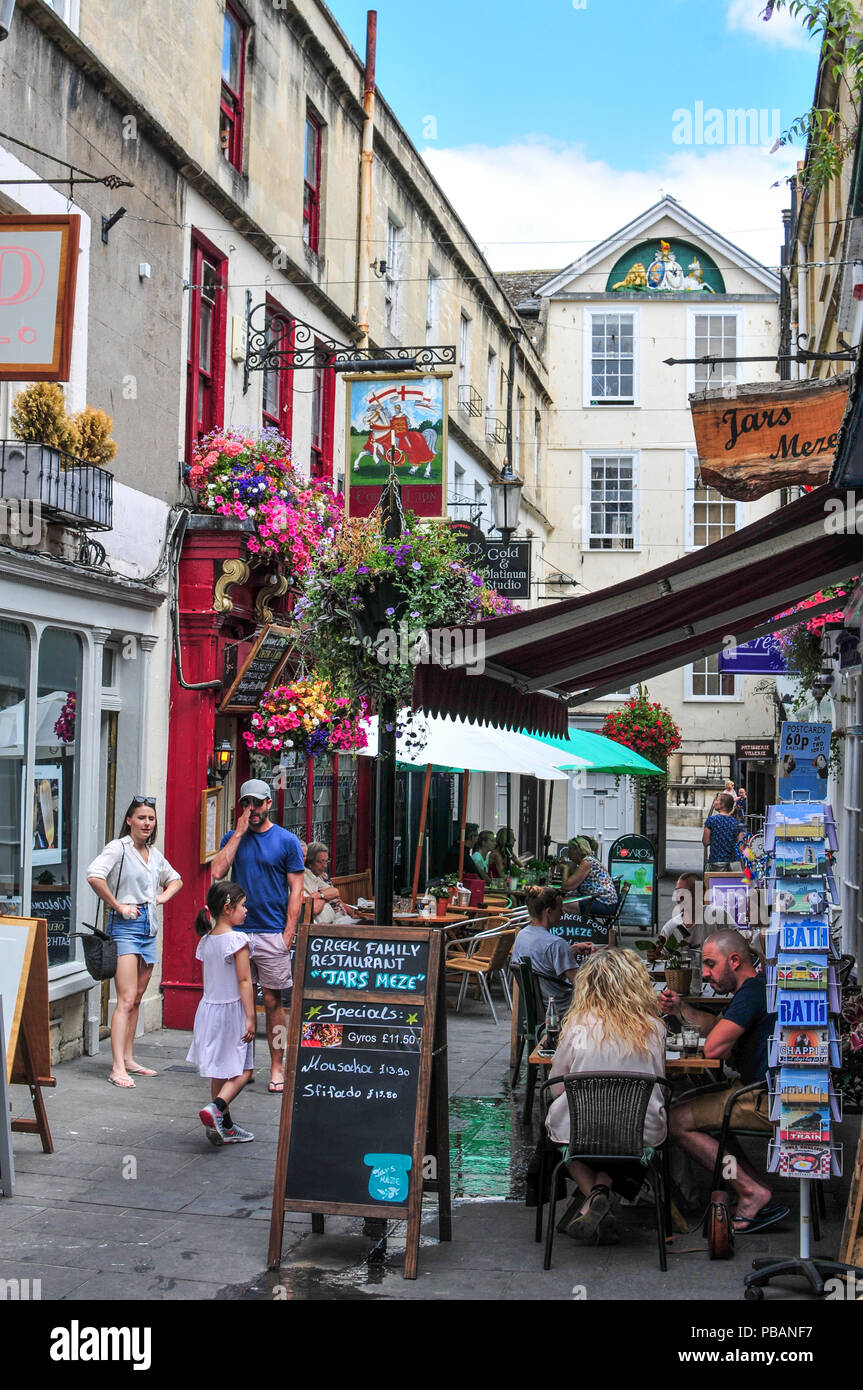 Tourists in Bath Somerset England UK Stock Photo - Alamy