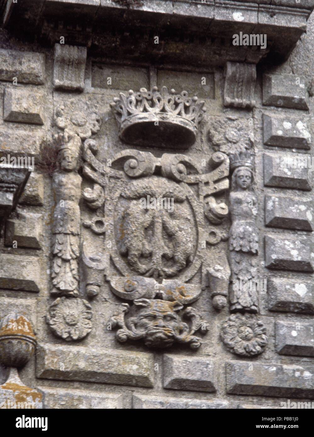 ESCUDO DE OSERA. Location: MONASTERIO, OSERA / OSEIRA, ORENSE, SPAIN ...