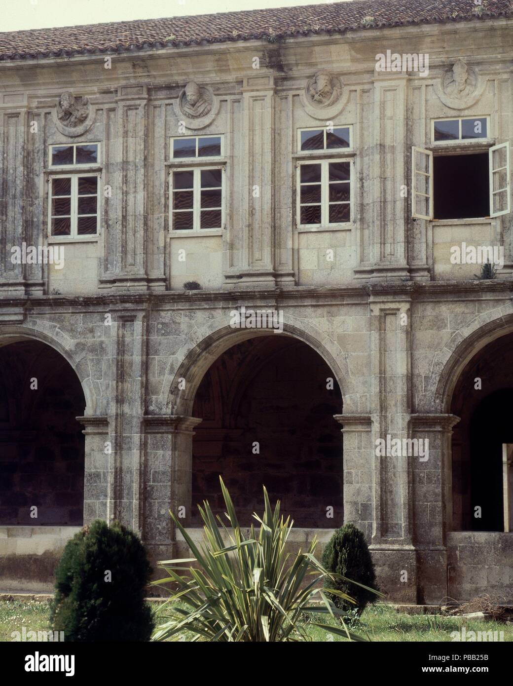Sobrado monastery hi-res stock photography and images - Alamy