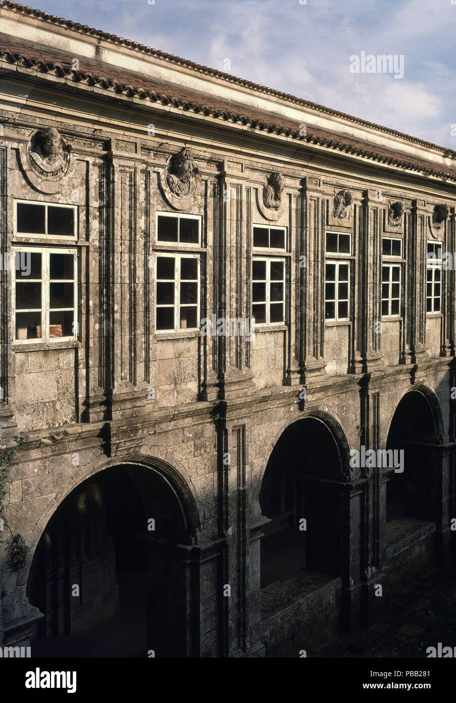 CLAUSTRO PROCESIONAL. Location: MONASTERIO DE SOBRADO DE LOS MONJES ...