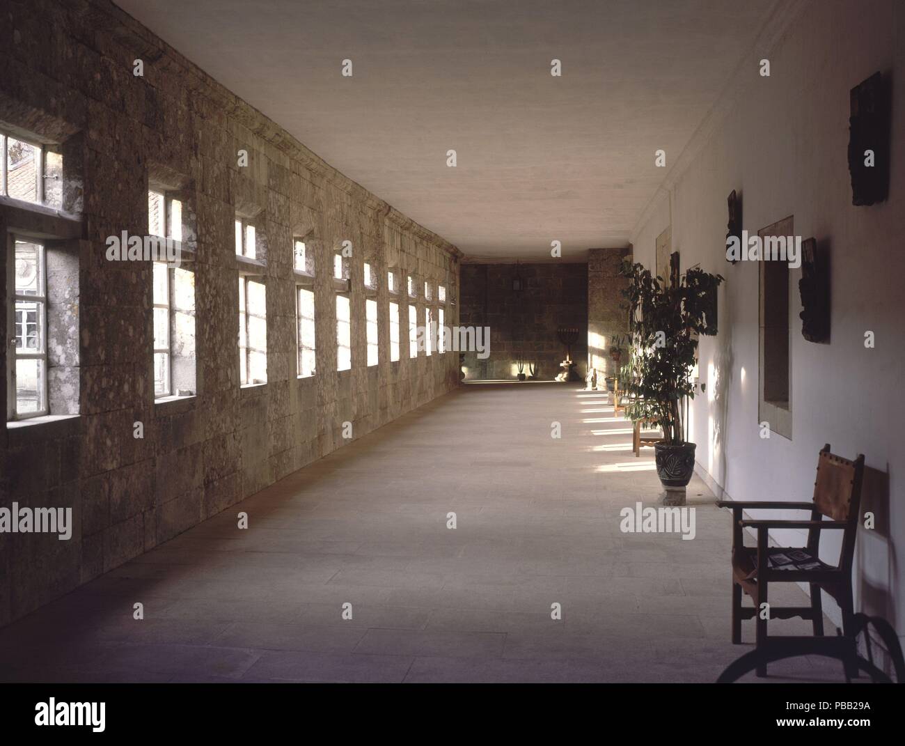 CLAUSTRO PROCESIONAL-INTERIOR. Location: MONASTERIO DE SOBRADO DE LOS ...