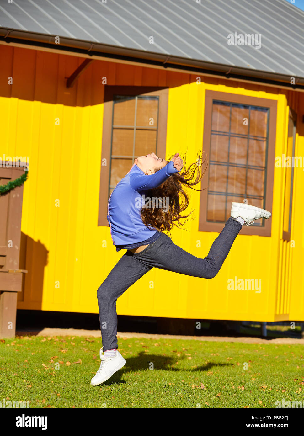 Junping hi-res stock photography and images - Alamy