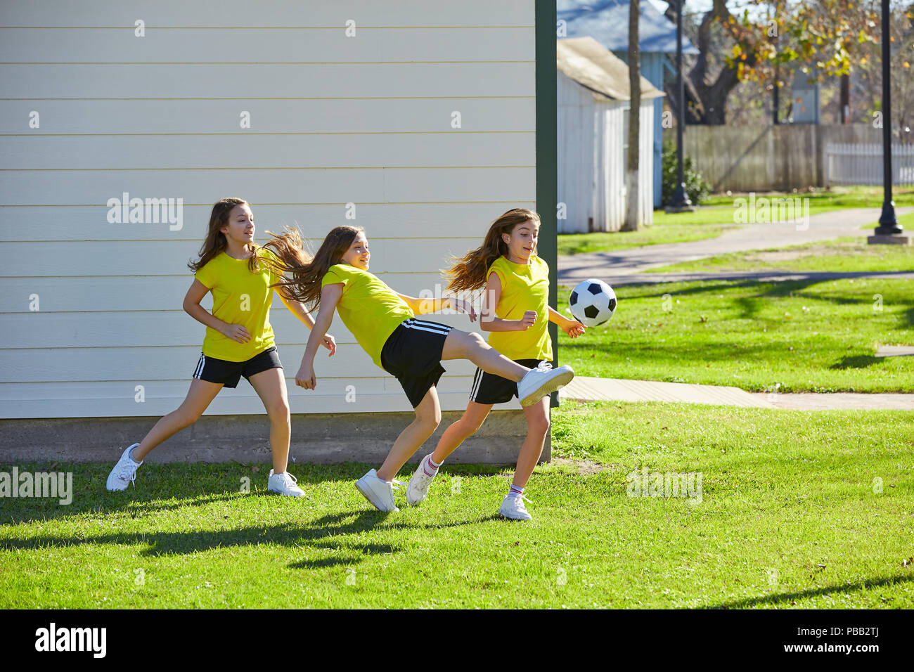 Teen girls playing soccer hi-res stock photography and images - Alamy