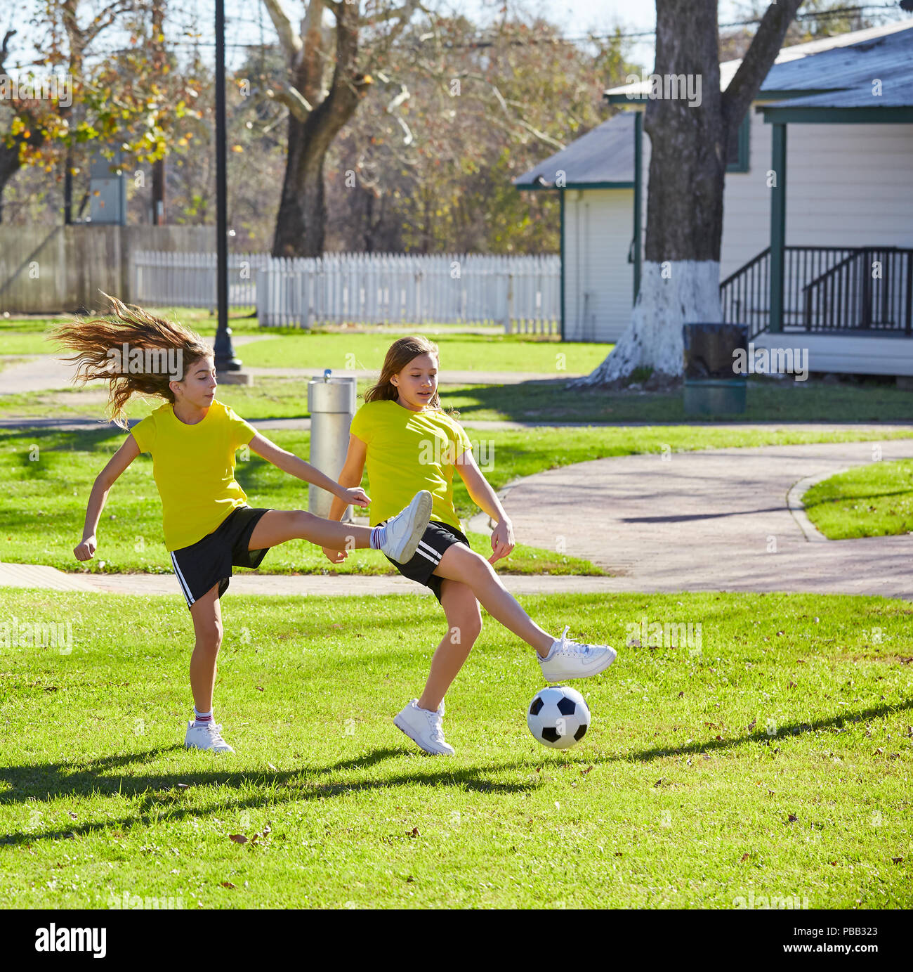 Teen girls playing soccer hi-res stock photography and images - Alamy
