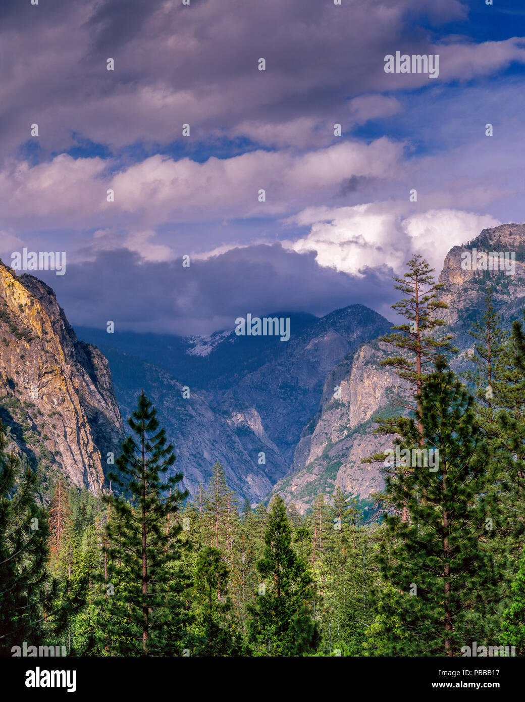 Cedar Grove, Grand Sentinel, Kings Canyon National Park, California ...