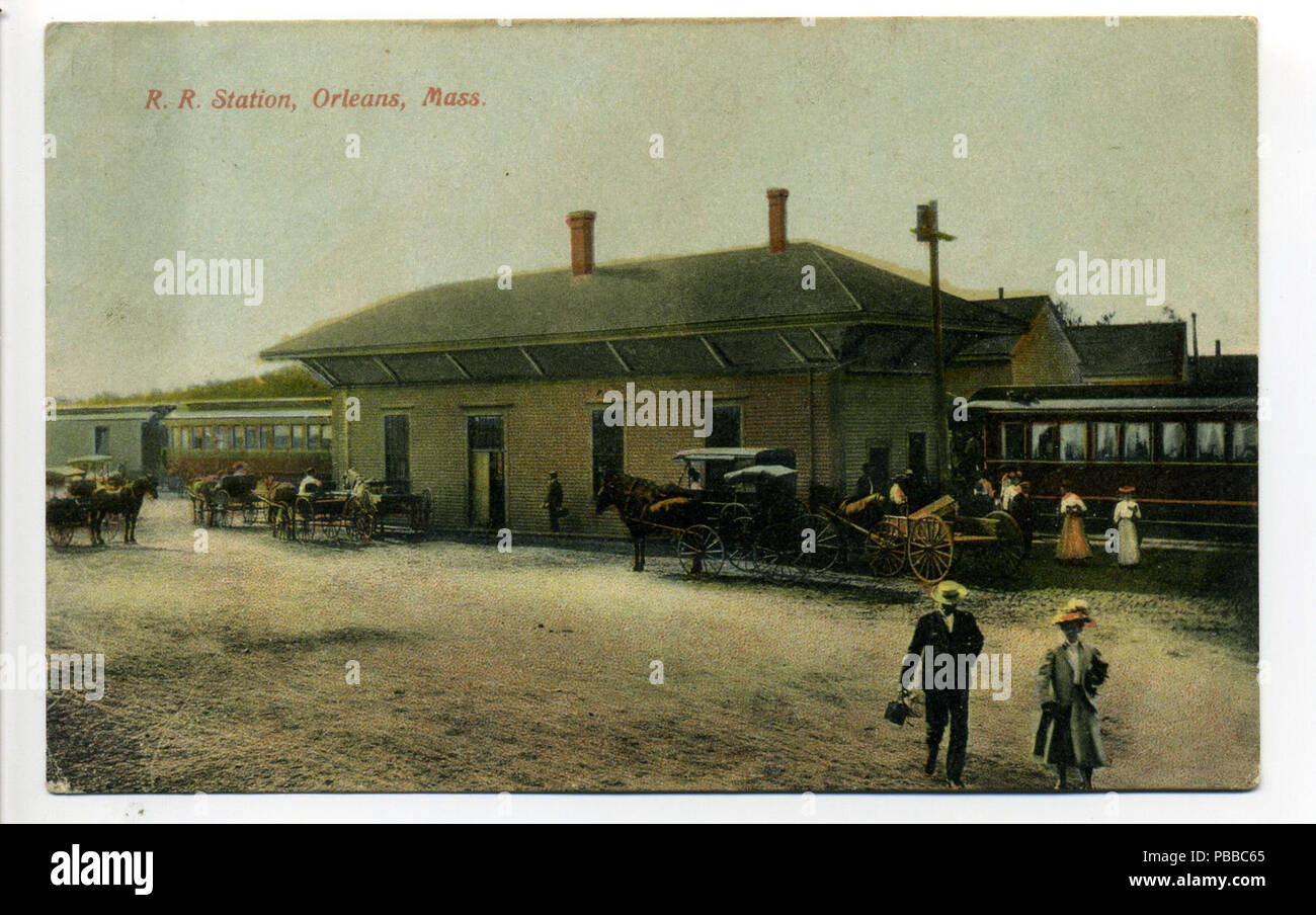 Vintage style station hi-res stock photography and images - Alamy