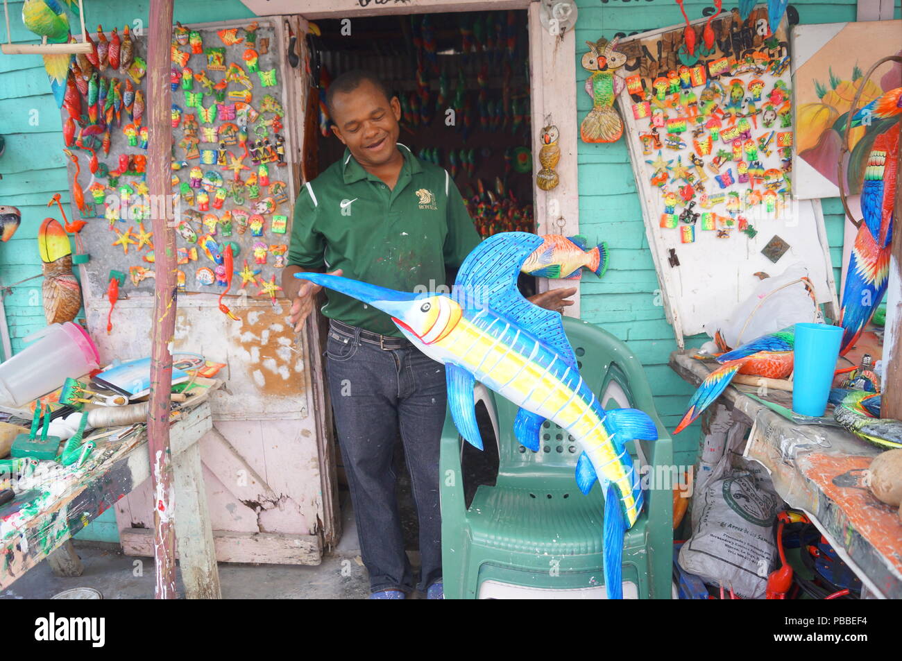 Dominican republic crafts hi-res stock photography and images - Alamy