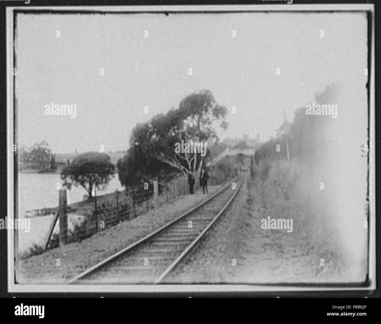 Bridge over railroad hi-res stock photography and images - Alamy