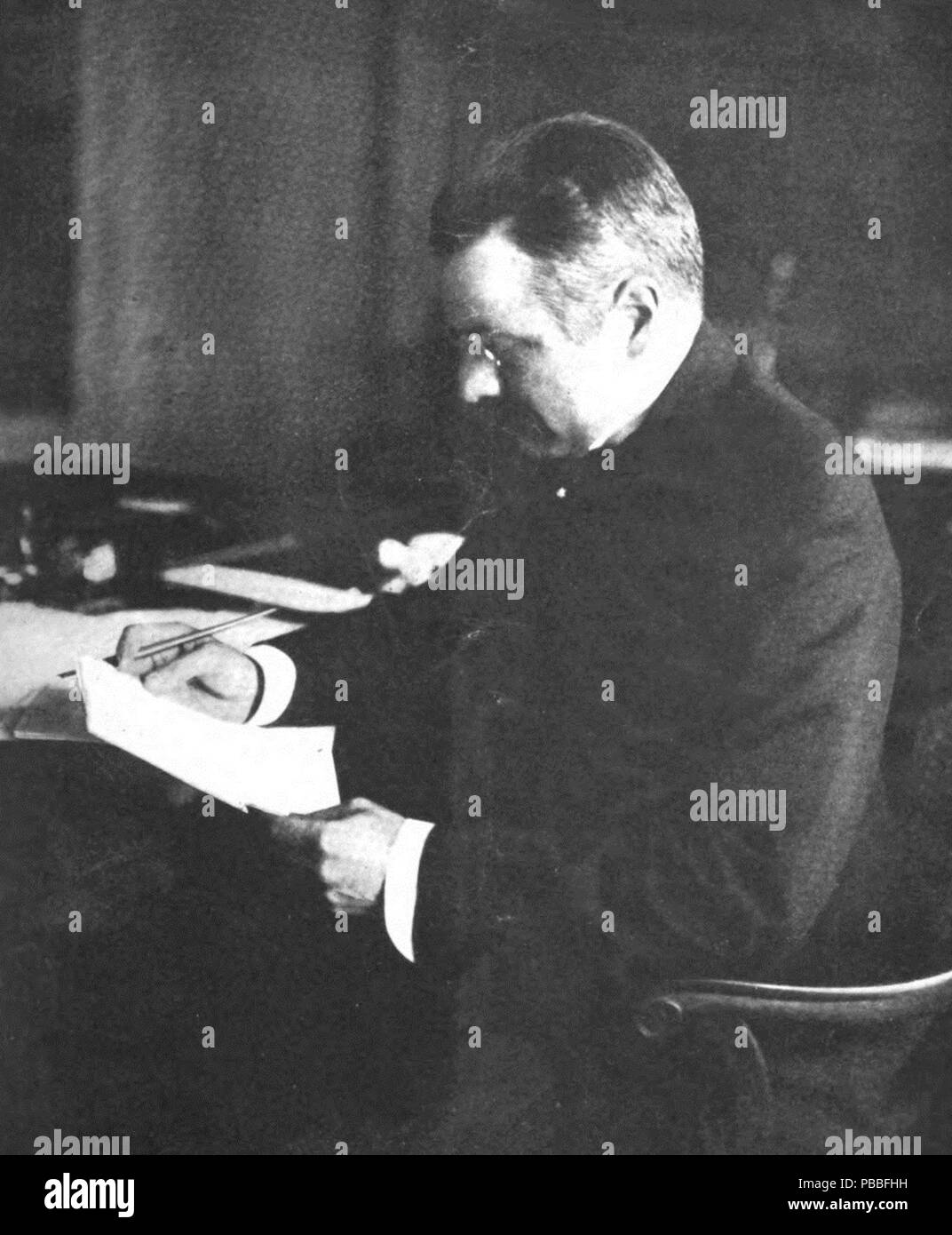 . English: George B. Cortelyou at 40 years of age . no later than 1903 ...