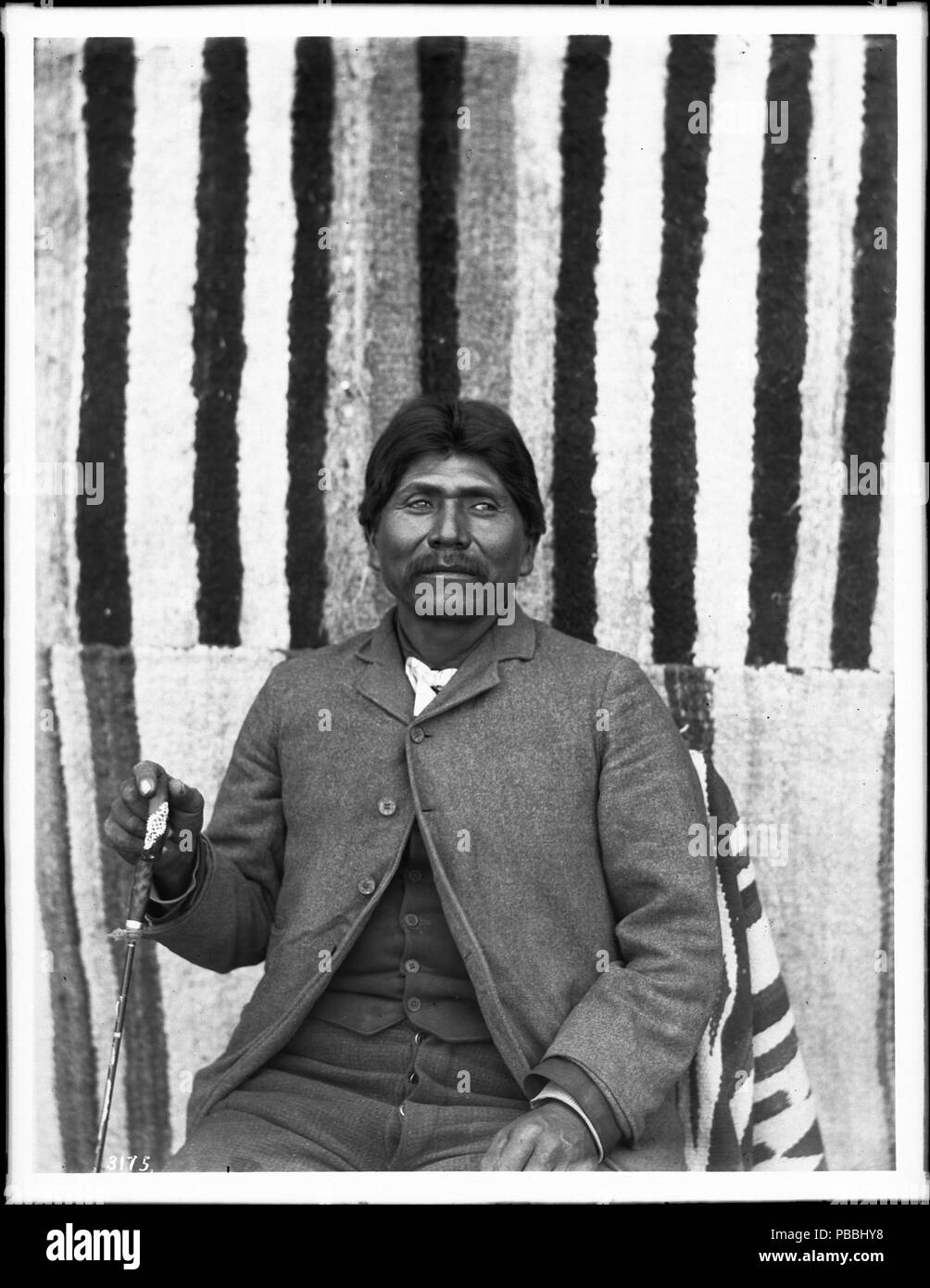 1217 Portrait of Jim Fielding, a Walapai Indian policeman, Hackbury ...