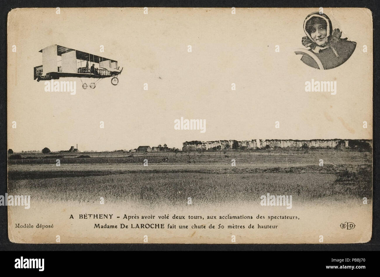 French female pilot hi-res stock photography and images - Alamy