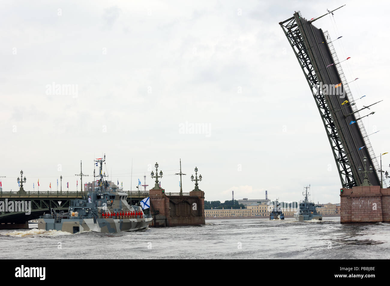 St. Petersburg, Russia - July 26, 2018: Warships under opened Trinity ...