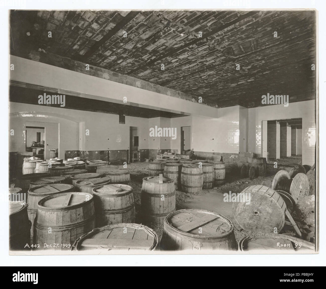 Binding room hi-res stock photography and images - Alamy