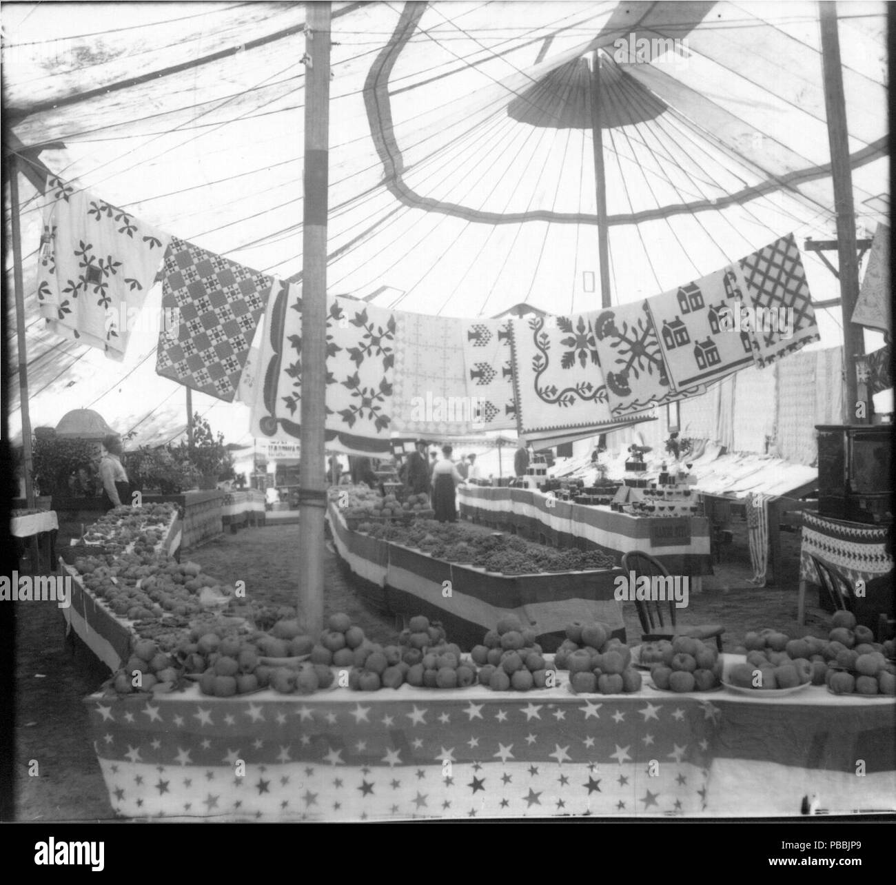 English craft fair Black and White Stock Photos & Images - Alamy