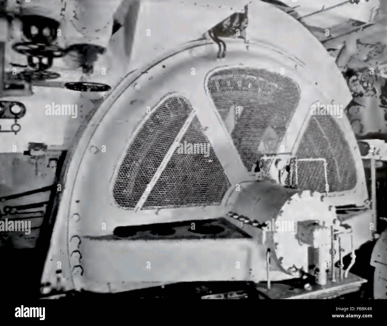 Ship propulsion motor hi-res stock photography and images - Alamy