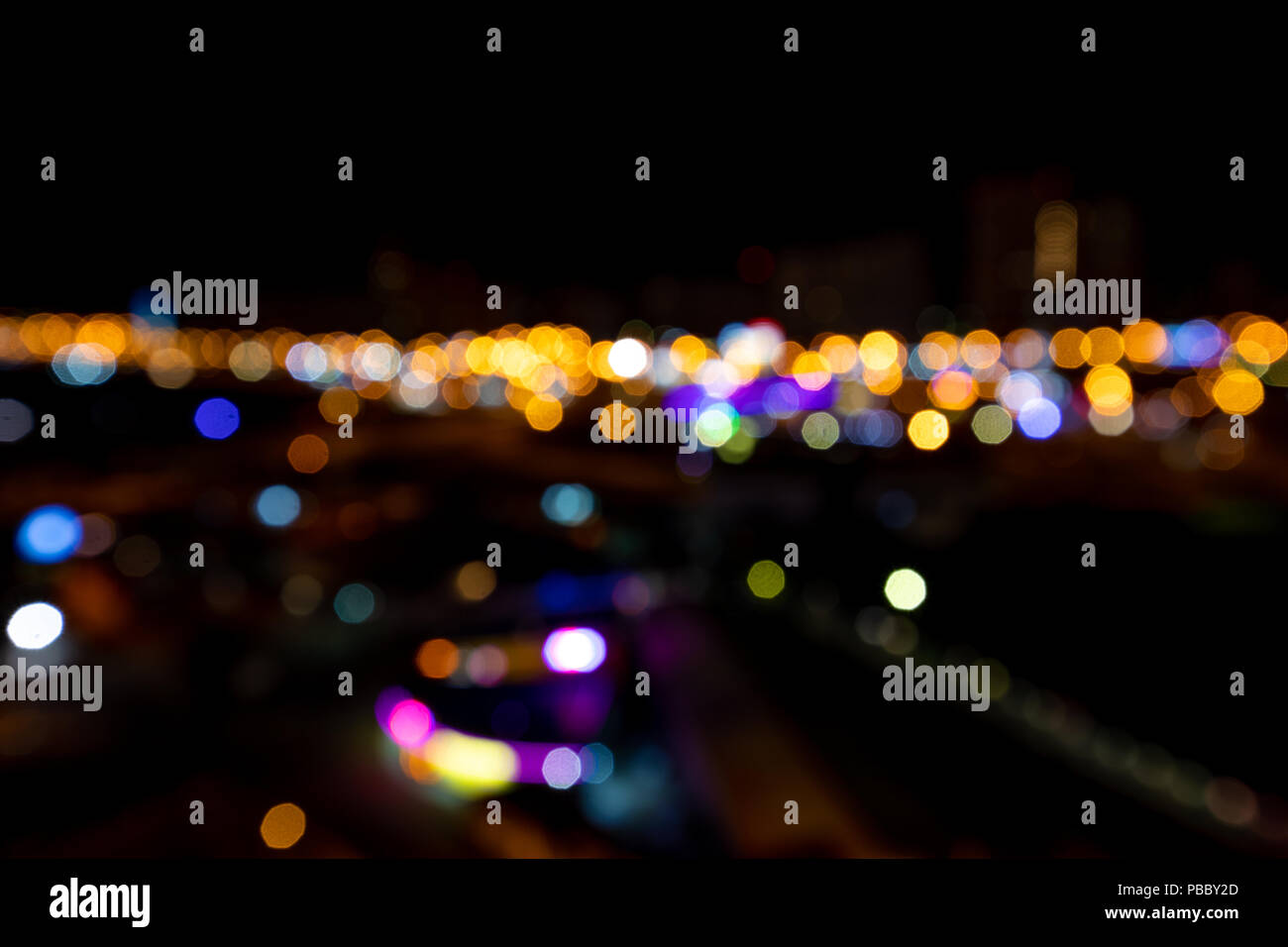 Through back window car city hi-res stock photography and images - Alamy