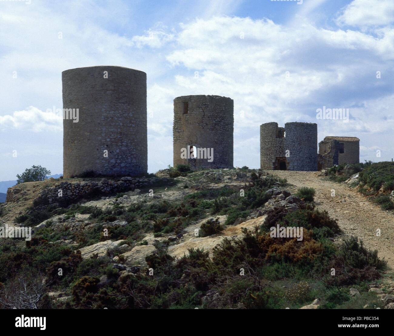 CABO DE S ANTONIO - MOLINOS - (RUINAS). Location: MOLINOS DEL CABO DE ...