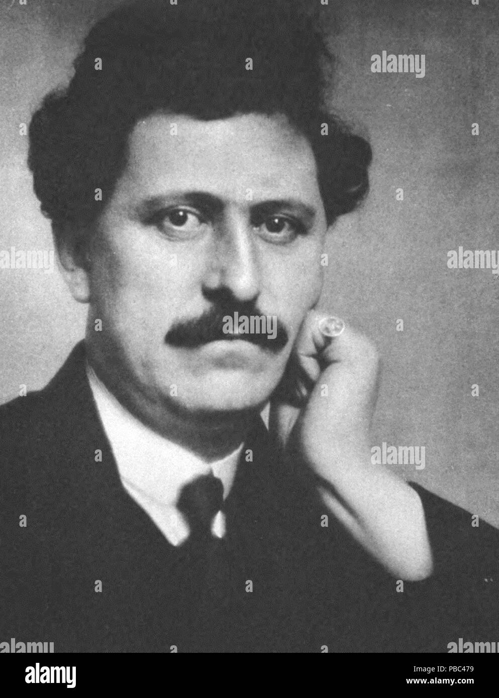 1193 Picture of Holbrook Jackson Stock Photo - Alamy