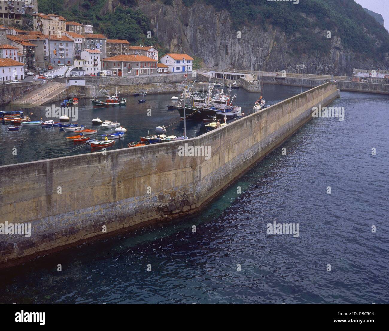 Rompeolas hi-res stock photography and images - Alamy