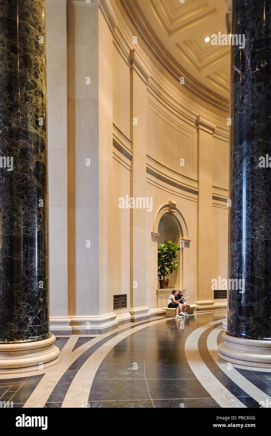 WASHINGTON, USA - SEP 24, 2015: Interior of the National Gallery of Art ...