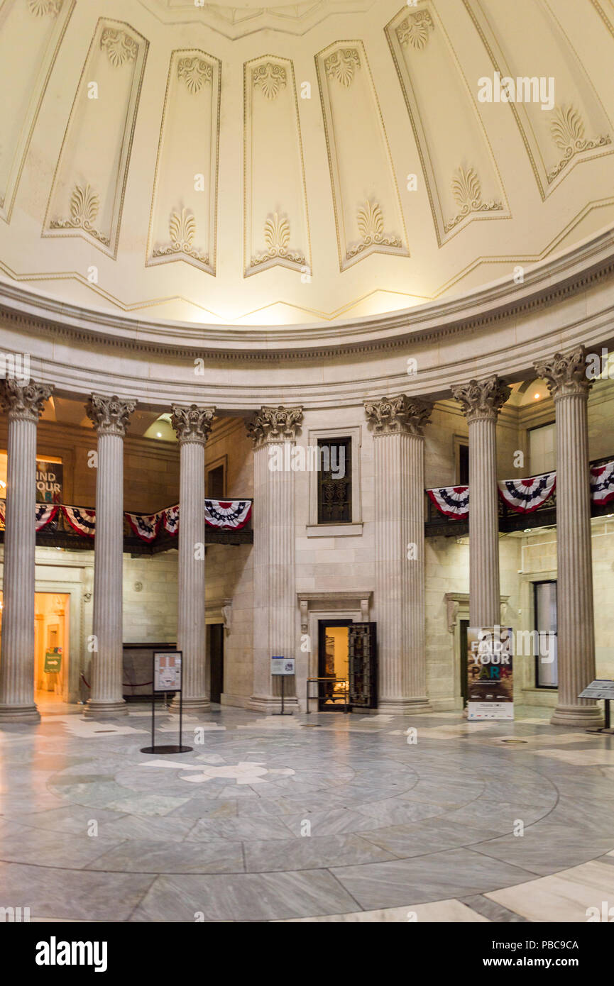 Us capitol hall columns hi-res stock photography and images - Alamy