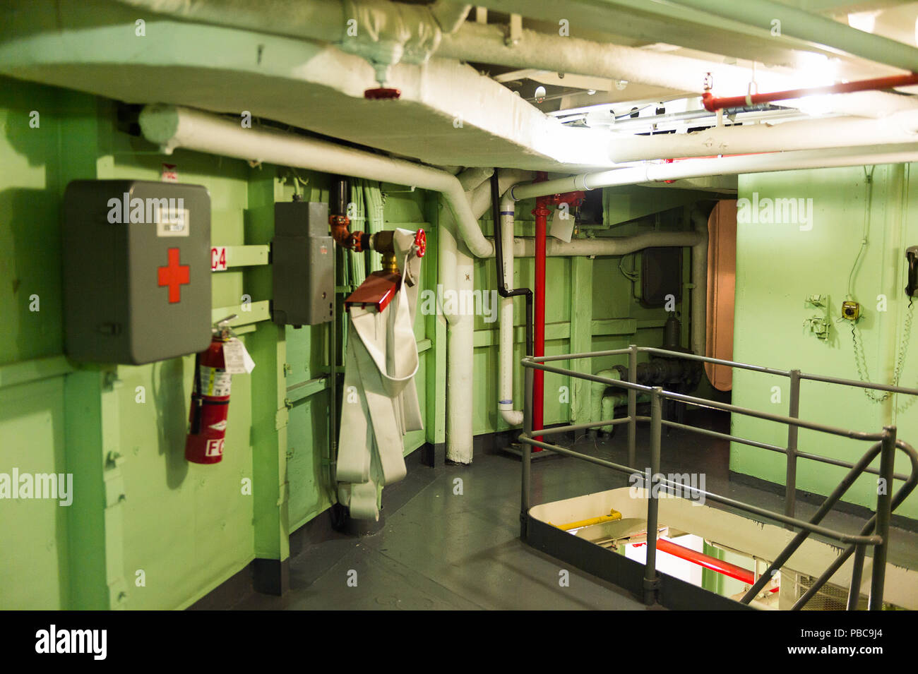 NEW YORK, USA - SEP 25, 2015: Interior of the USS Intrepid (The ...
