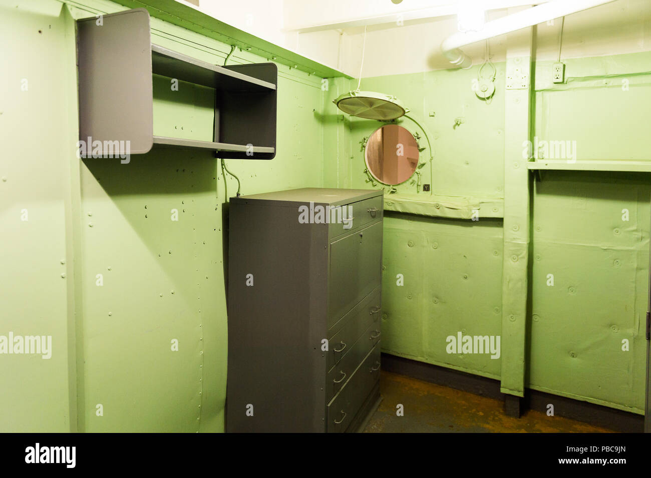 NEW YORK, USA - SEP 25, 2015: Interior of the USS Intrepid (The ...