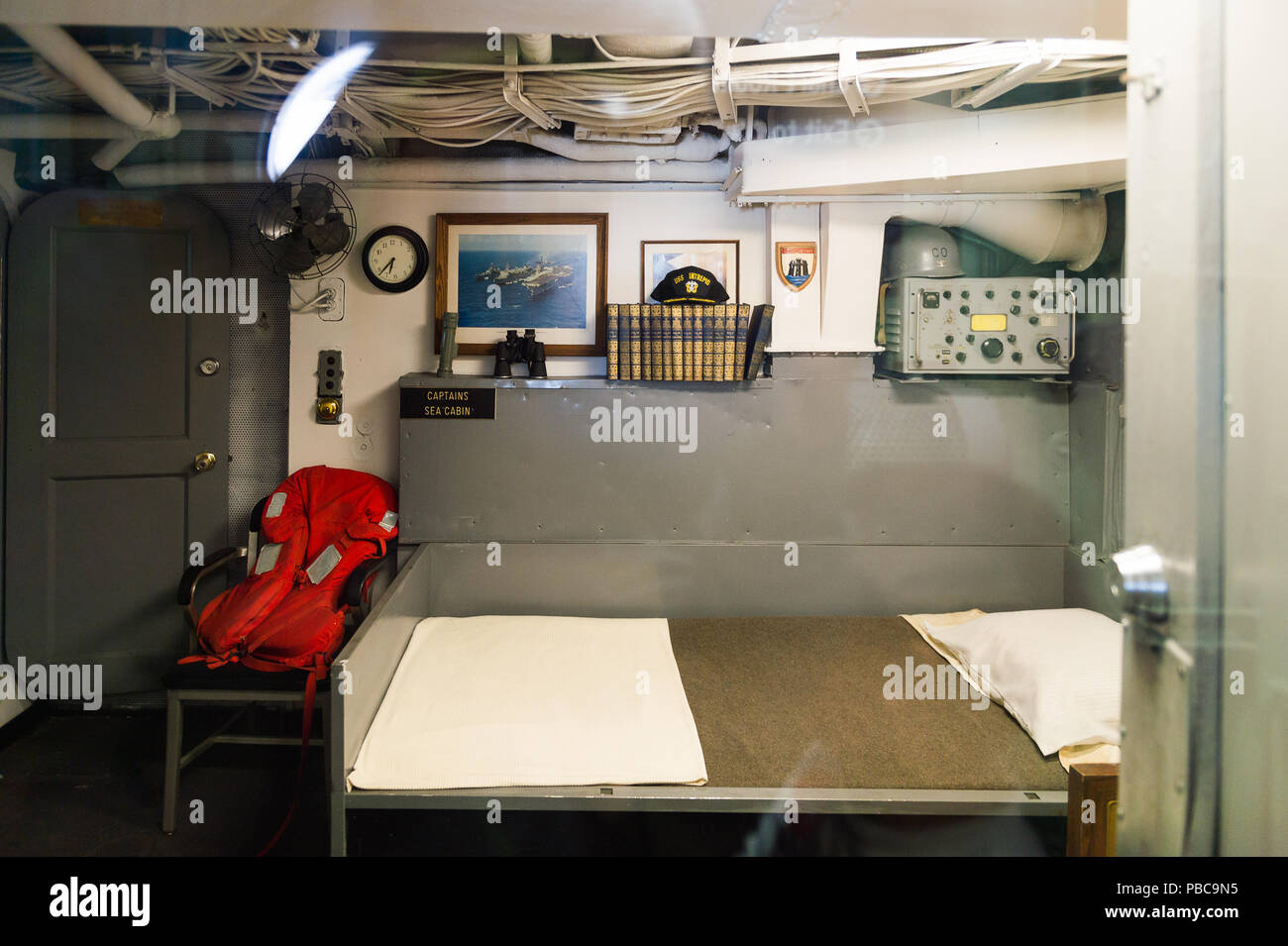 NEW YORK, USA - SEP 25, 2015: Interior of the USS Intrepid (The ...