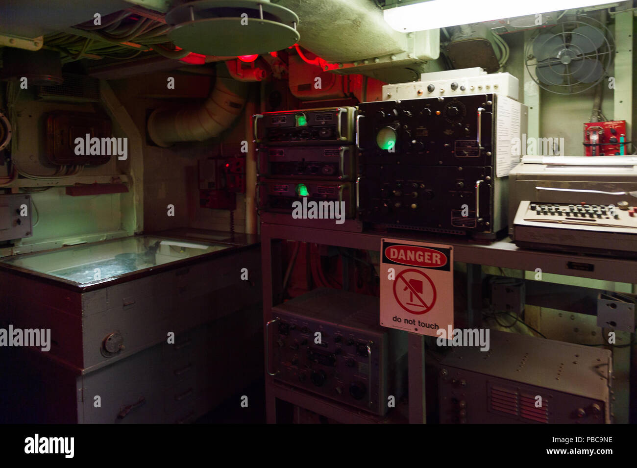 NEW YORK, USA - SEP 25, 2015: Interior of the USS Intrepid (The ...