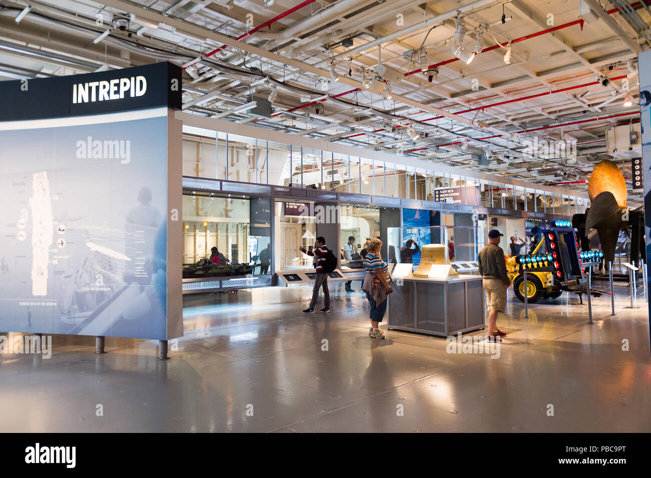 NEW YORK, USA - SEP 25, 2015: Interior of the USS Intrepid (The ...