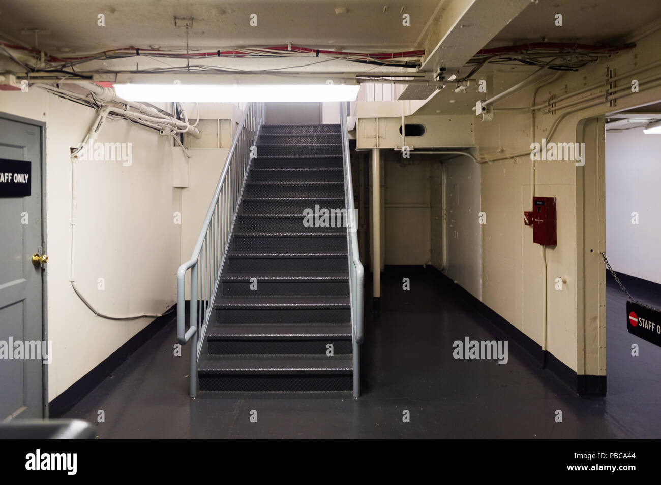 NEW YORK, USA - SEP 25, 2015: Interior of the USS Intrepid (The ...