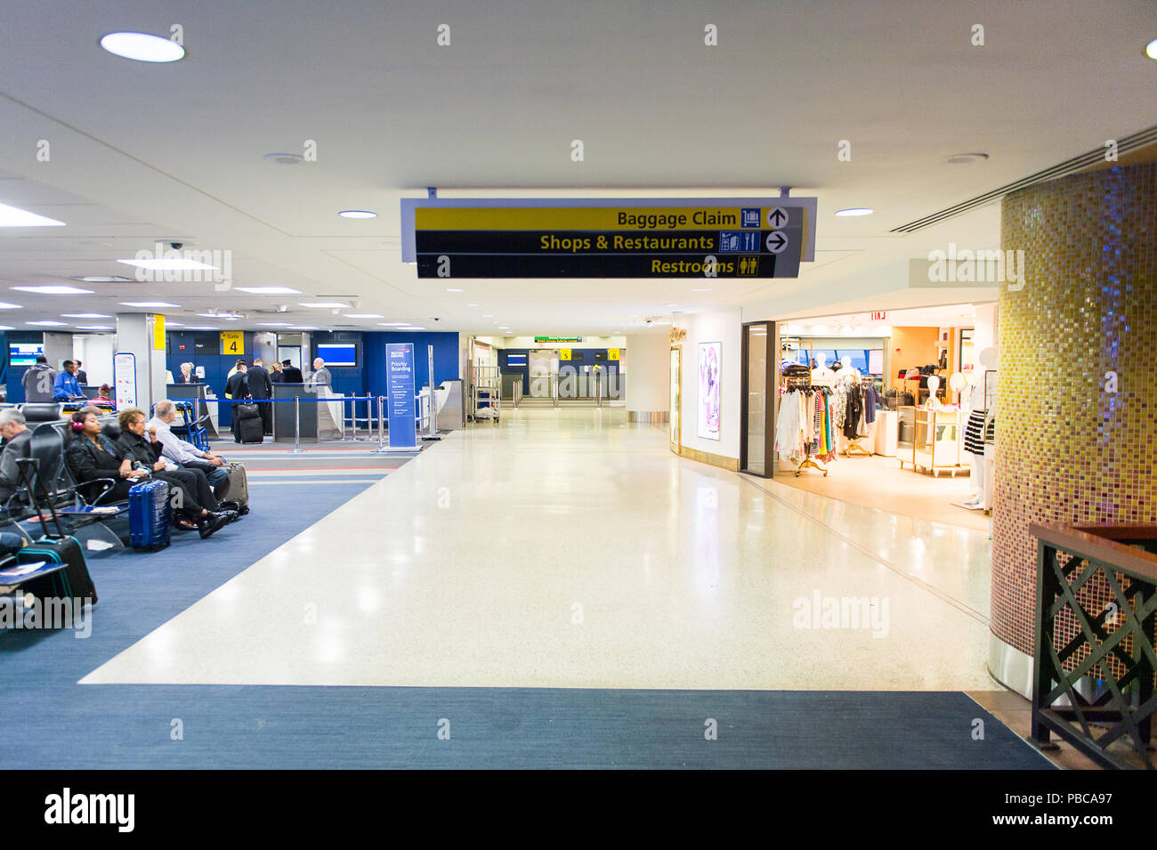 Jfk interior inside terminal gate hi-res stock photography and images ...