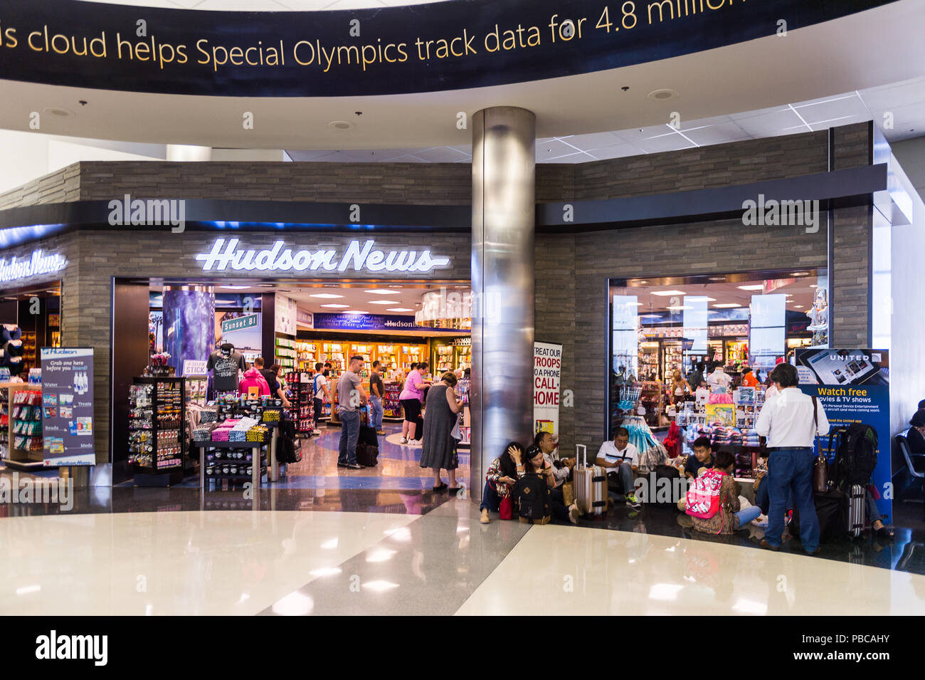 LOS ANGELES, USA - SEP 26, 2015: Arriving area of the Los Angeles ...
