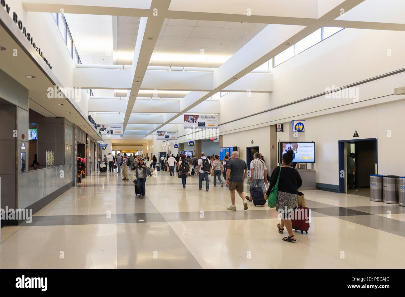 LOS ANGELES, USA - SEP 26, 2015: Arriving area of the Los Angeles ...