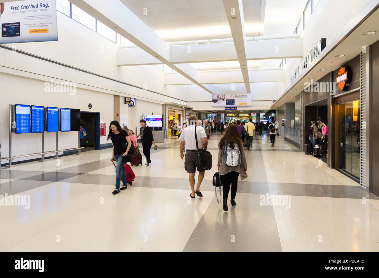 LOS ANGELES, USA - SEP 26, 2015: Arriving area of the Los Angeles ...
