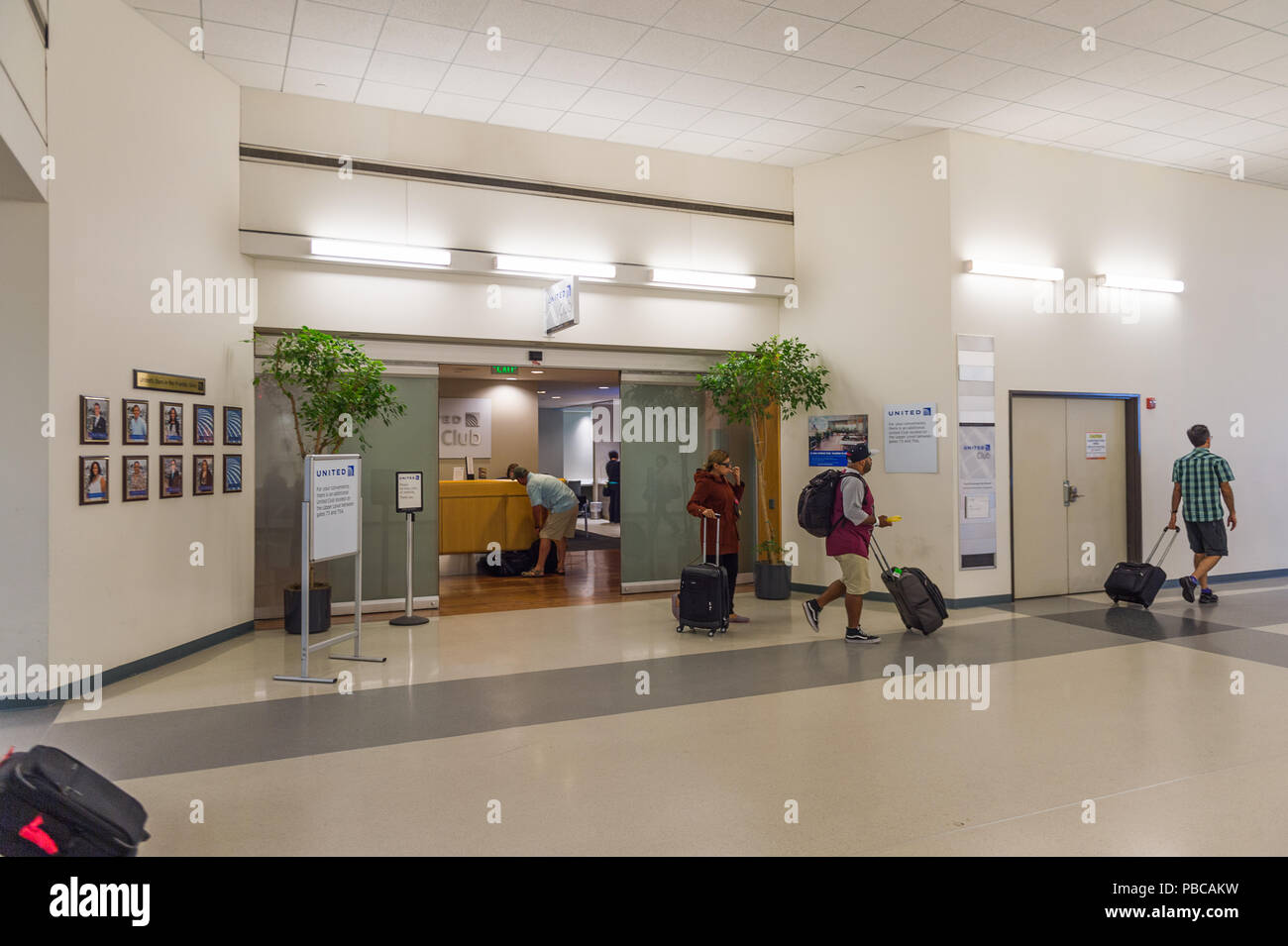 Lax airport inside hi-res stock photography and images - Alamy